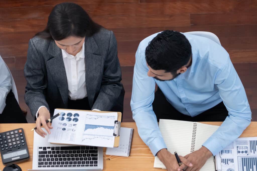 TOP 5 Reasons Why Companies Outsource: Find Out Now!