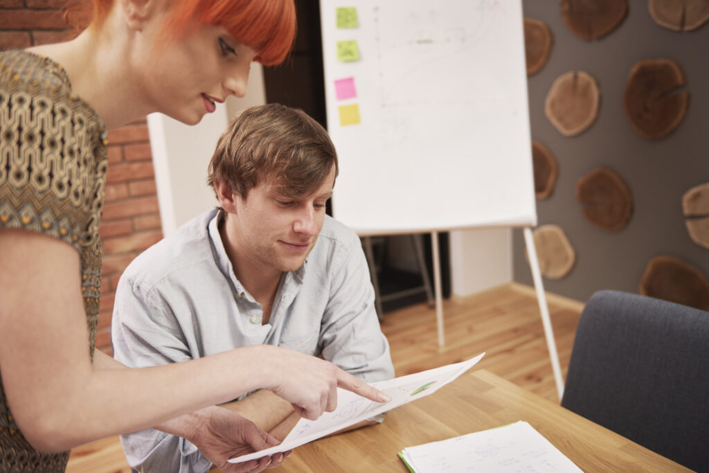 Exploring the Pros and Cons of Outsourcing